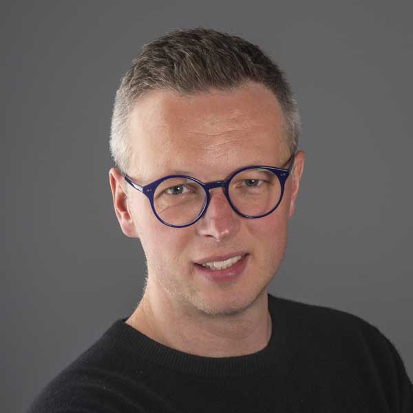 About Us - The Fine Art Restoration Company - Restoration Specialists